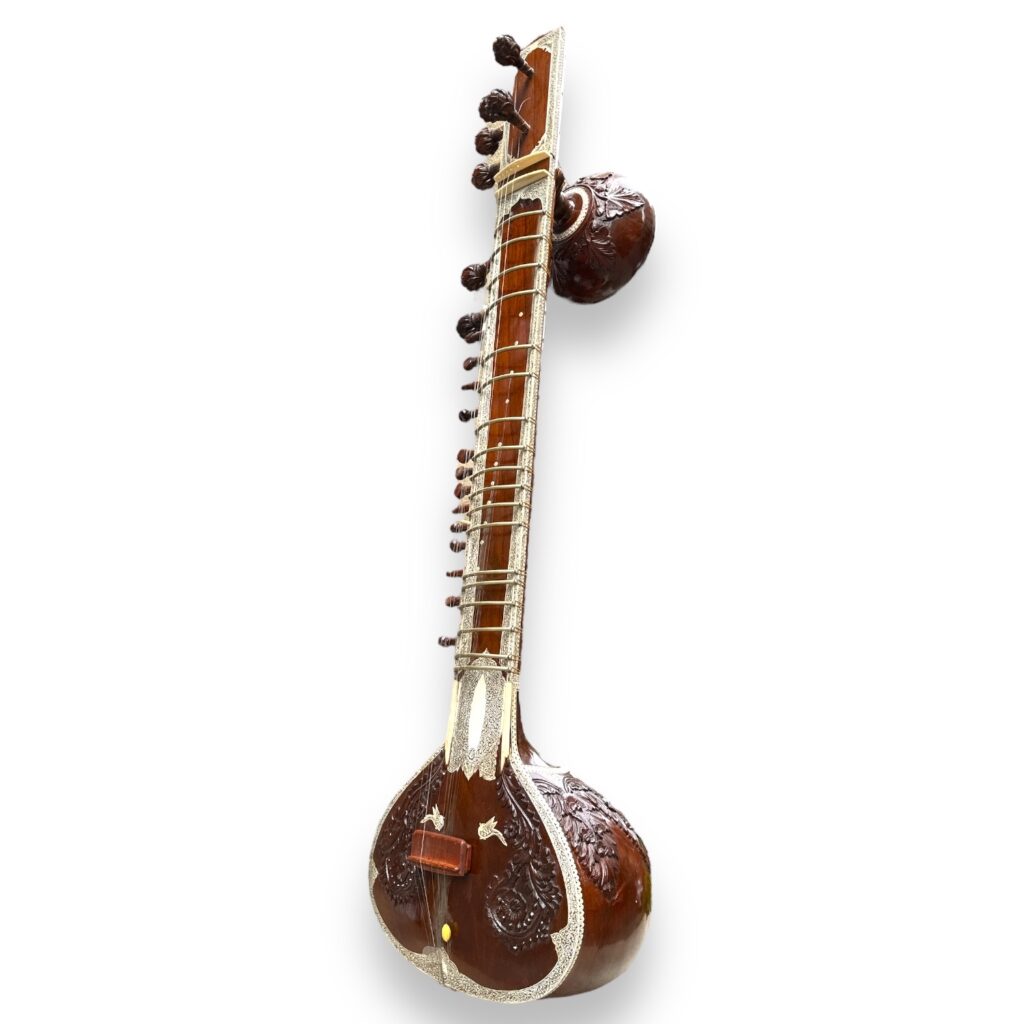 Vintage Sitar with Mother-of-Pearl Inlay: A Beautiful Piece of Musical ...